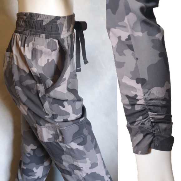 Hippie Rose | Pants & Jumpsuits | Hippie Rose Jr Black Grey Camo ...